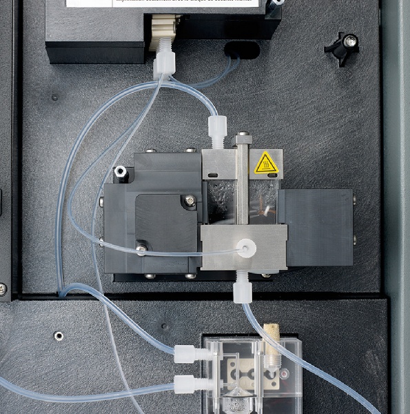 哈希（HACH）中国官网：Phosphax sc LR 低浓度正磷酸盐在线分析仪